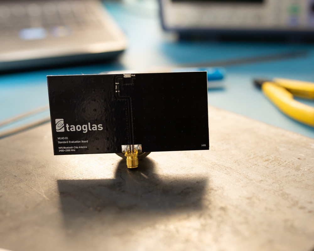 2.4GHz Ceramic SMD Loop Antenna | High-Efficiency Antenna | WLA.01